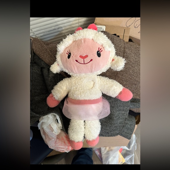 Disney | Toys | Disney Just Play Talking Doc Mcstuffins Lambie Lamb ...